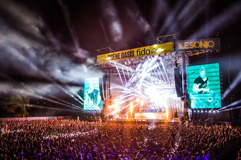 A huge visual bang at Ilesoniq | Stageline